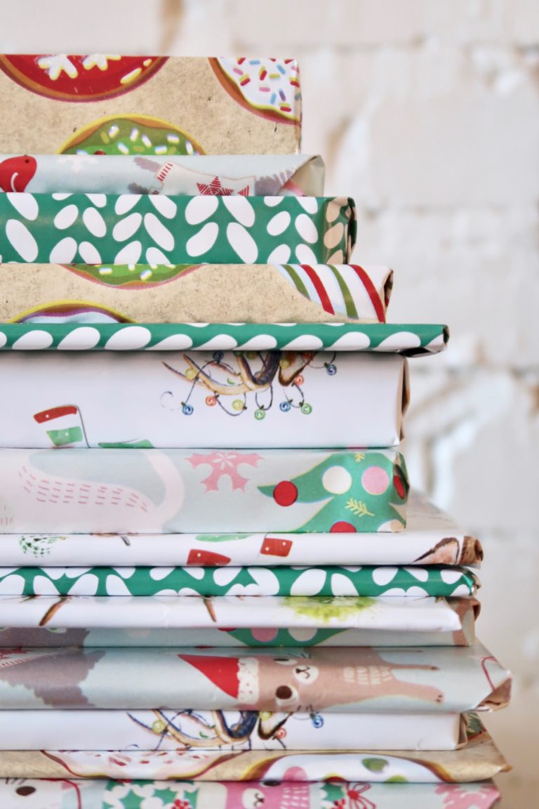 25 Christmas Books - THE HIVE
